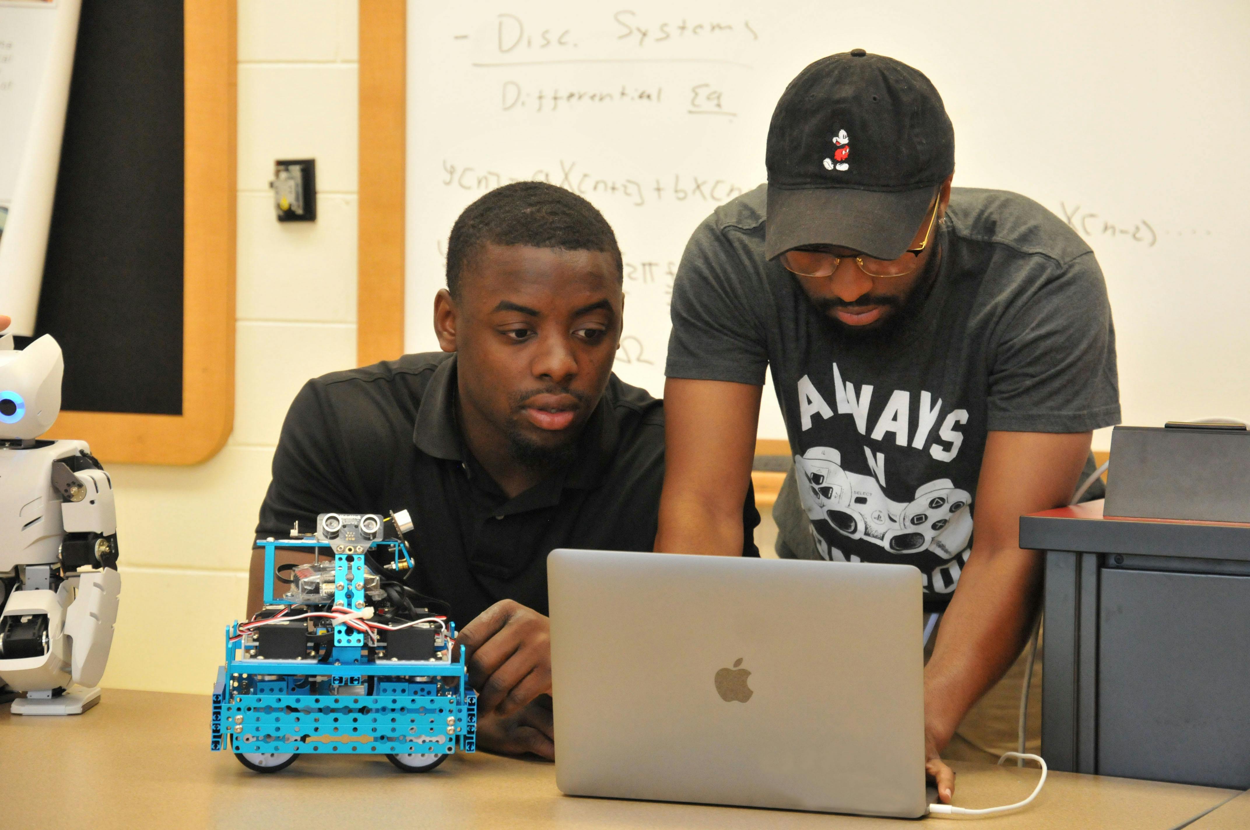 Bethune-Cookman University - Let's Connect